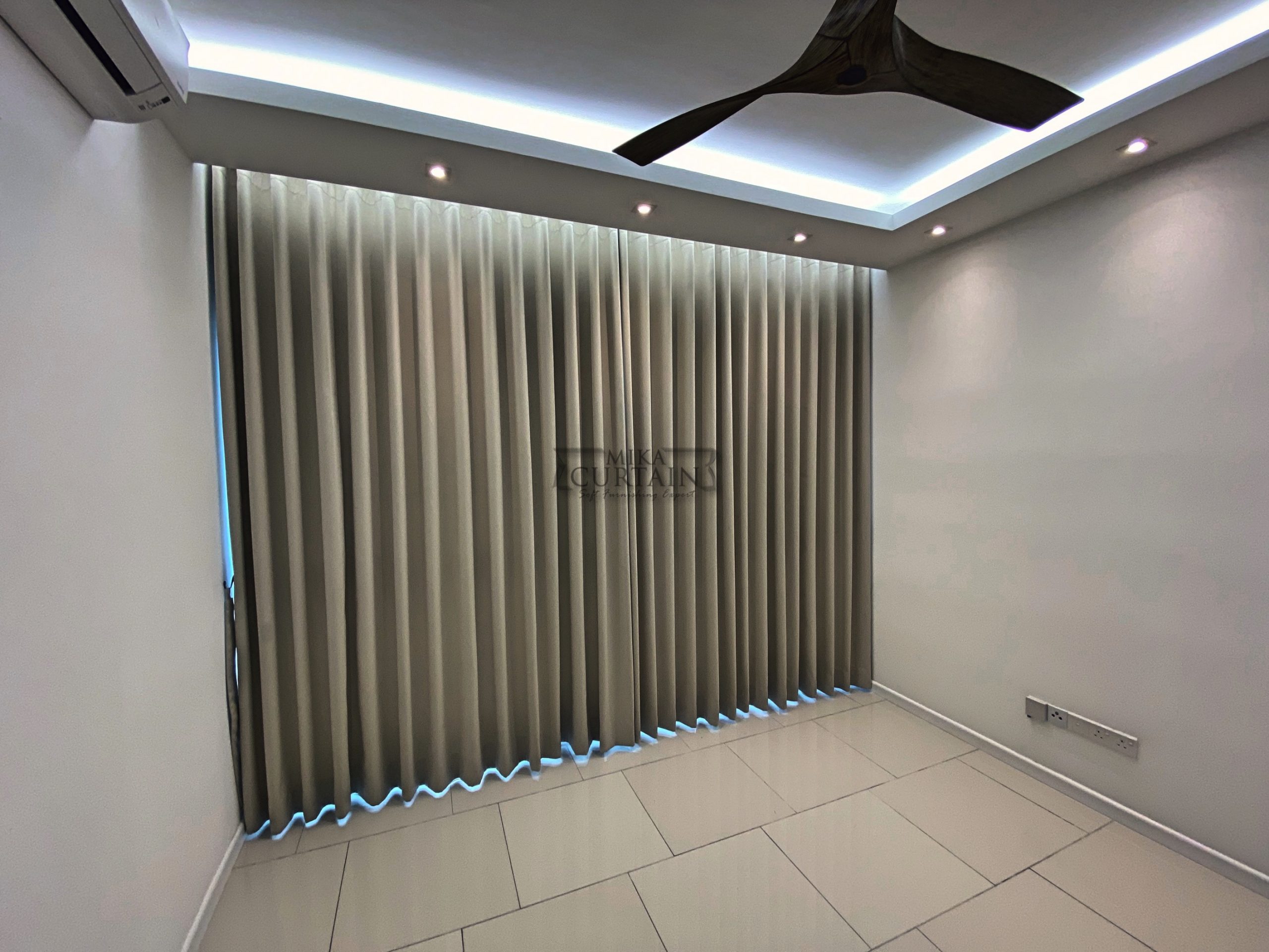 THREE33 RESIDENCE - MikaCurtain