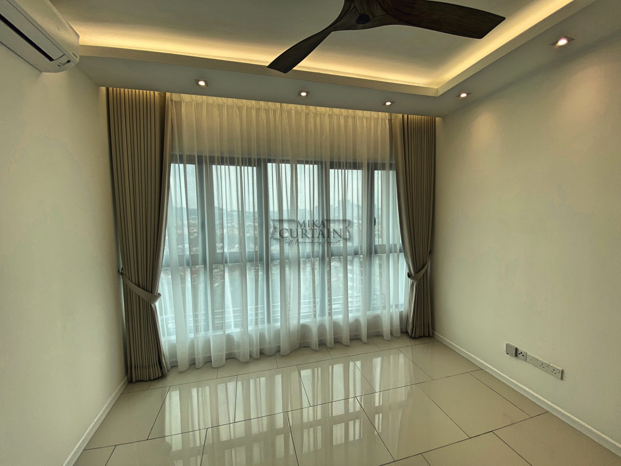 THREE33 RESIDENCE - MikaCurtain